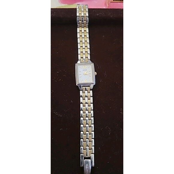 Seiko | Accessories | Vintage Seiko Womans Watch Gold Tone Rectangle ...